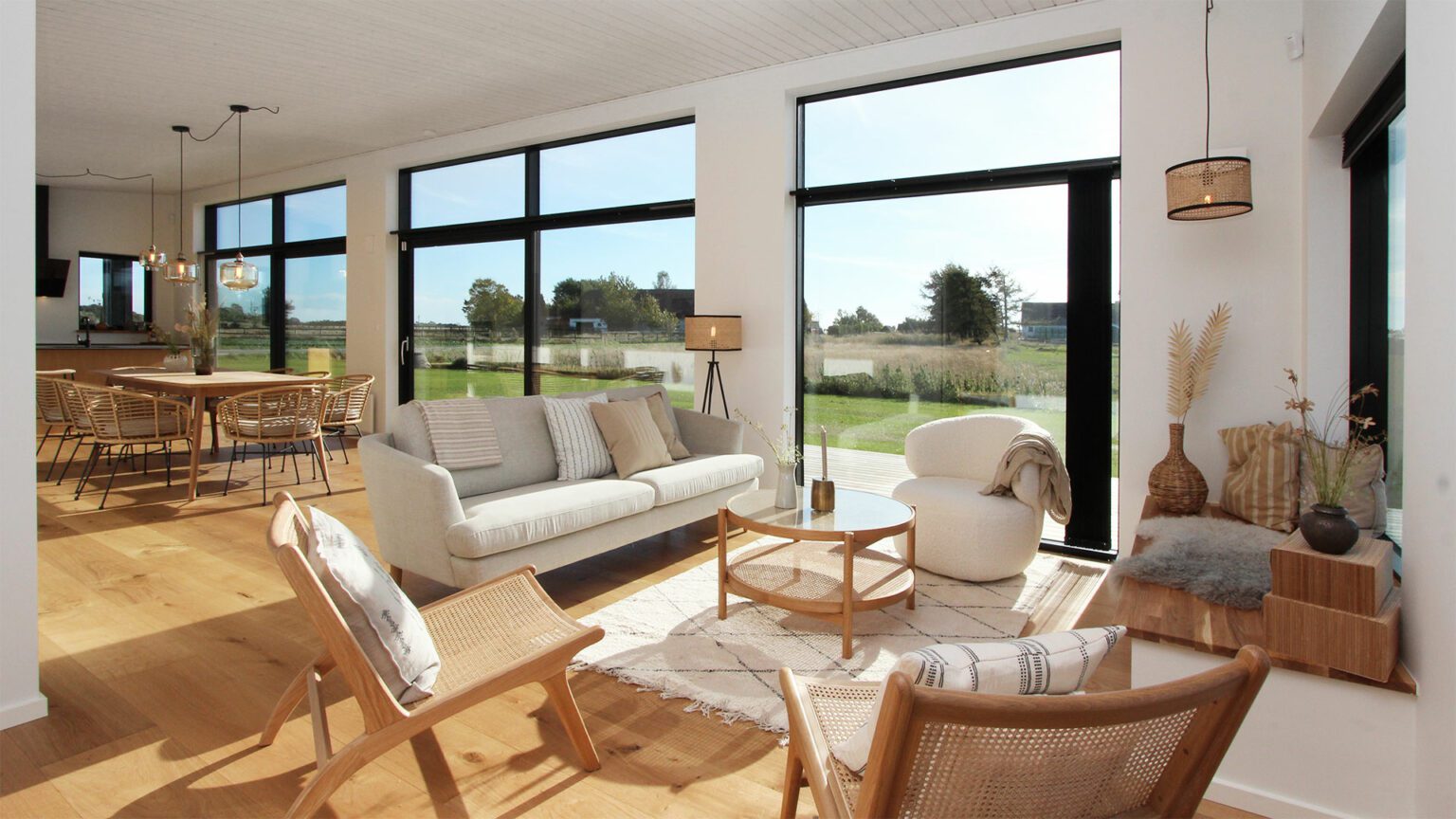 Sommerhus med ensidig taghældning Venus Arc 144/120 i Smidstrup ...