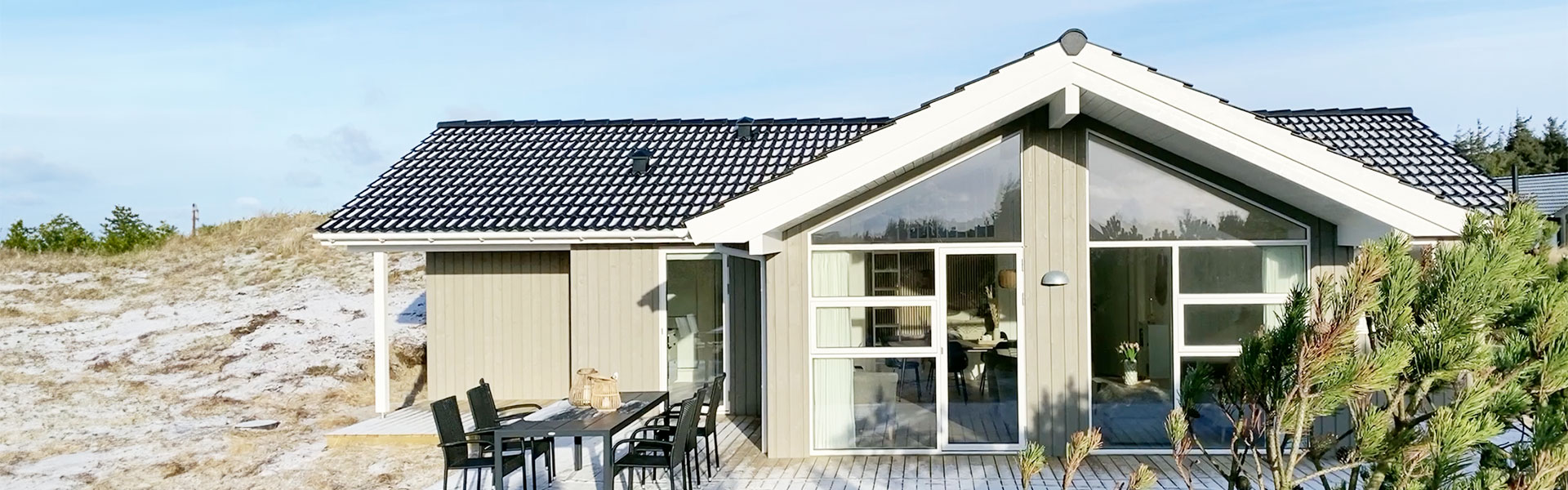 Nybygget sommerhus med plads til afslapning | Merkur 111/95 i Bjerregård